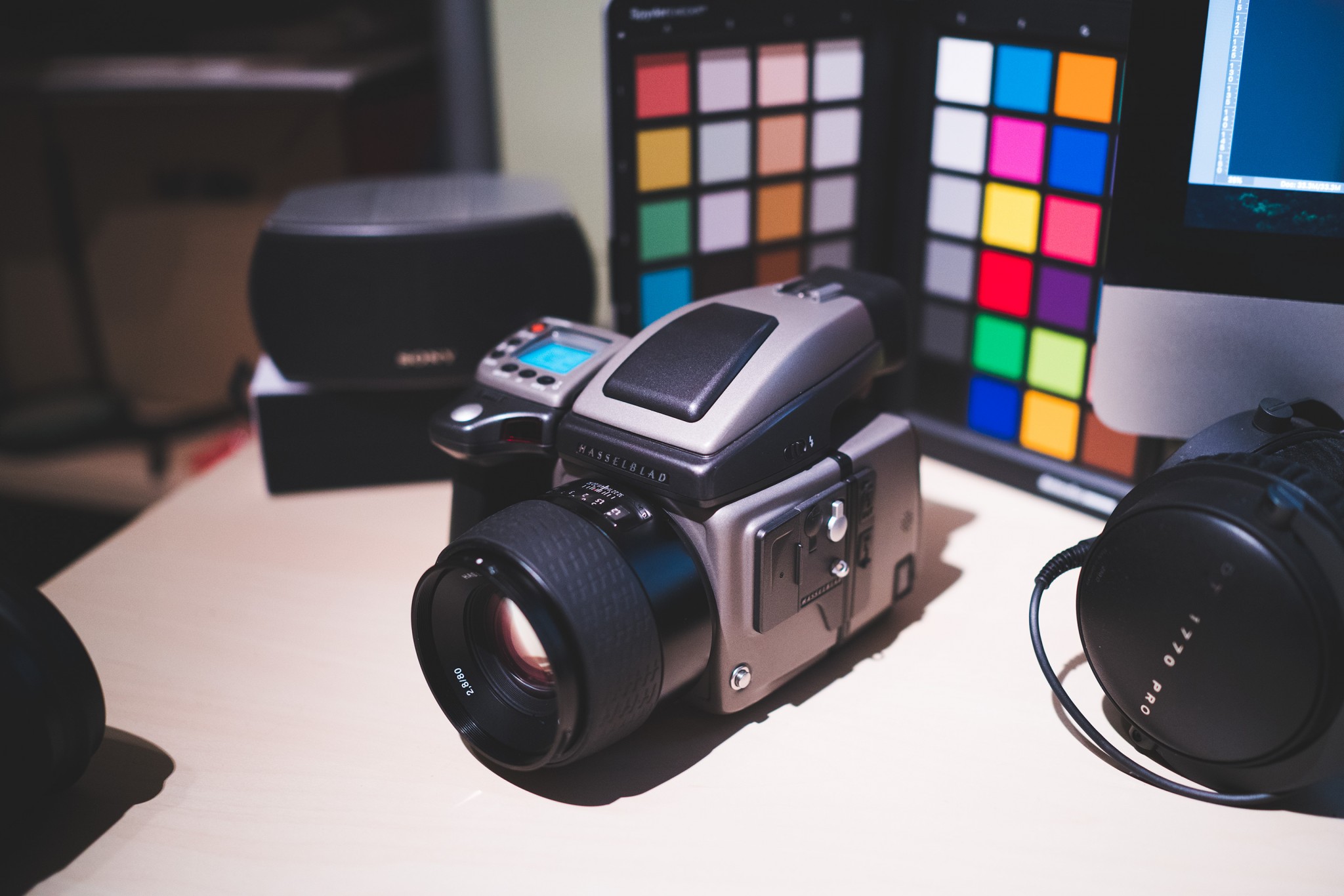 My guide to buying a cheap Hasselblad medium format camera - EOSHD.com ...