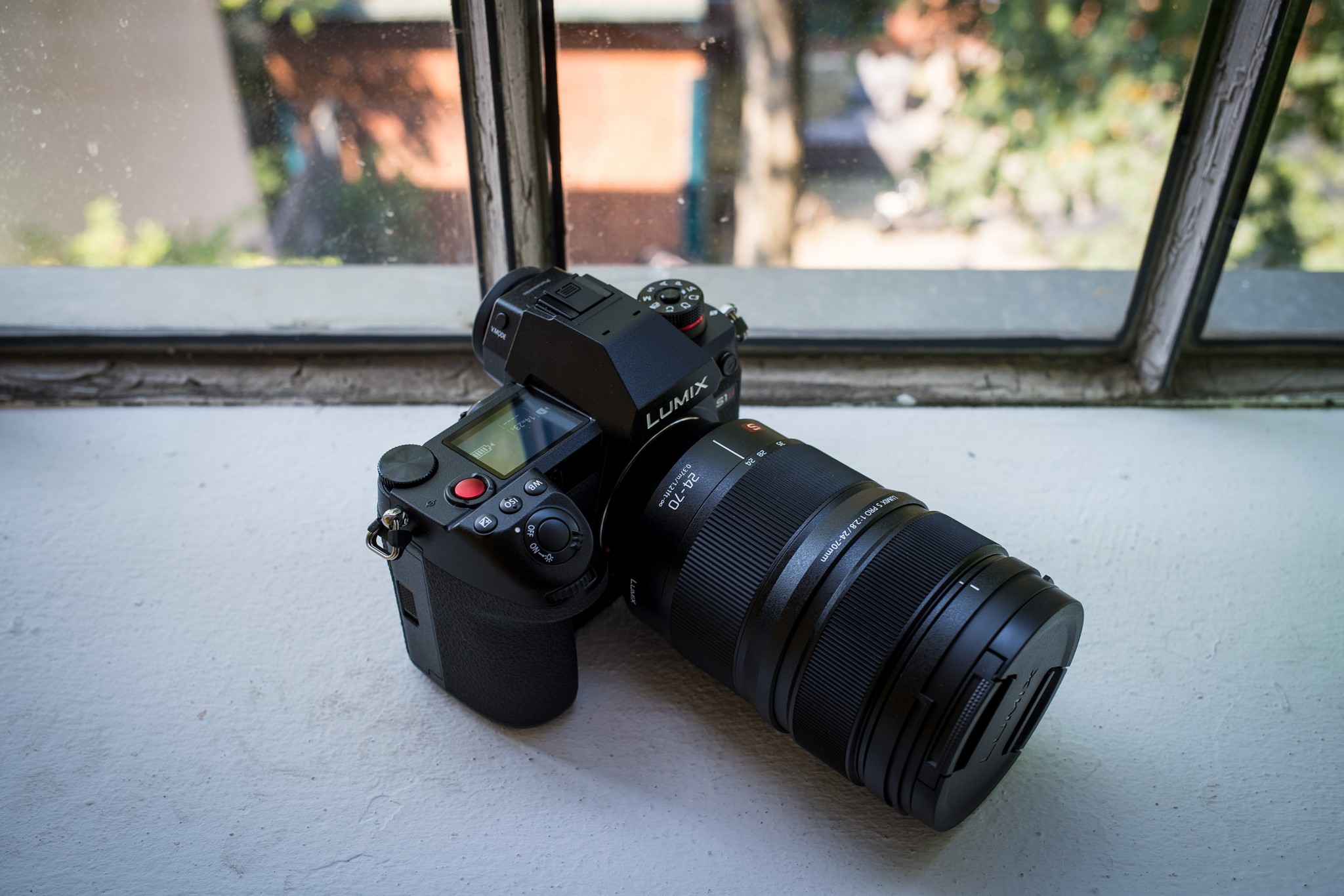 Panasonic S1H review / hands-on - a true 6K full frame cinema camera ...