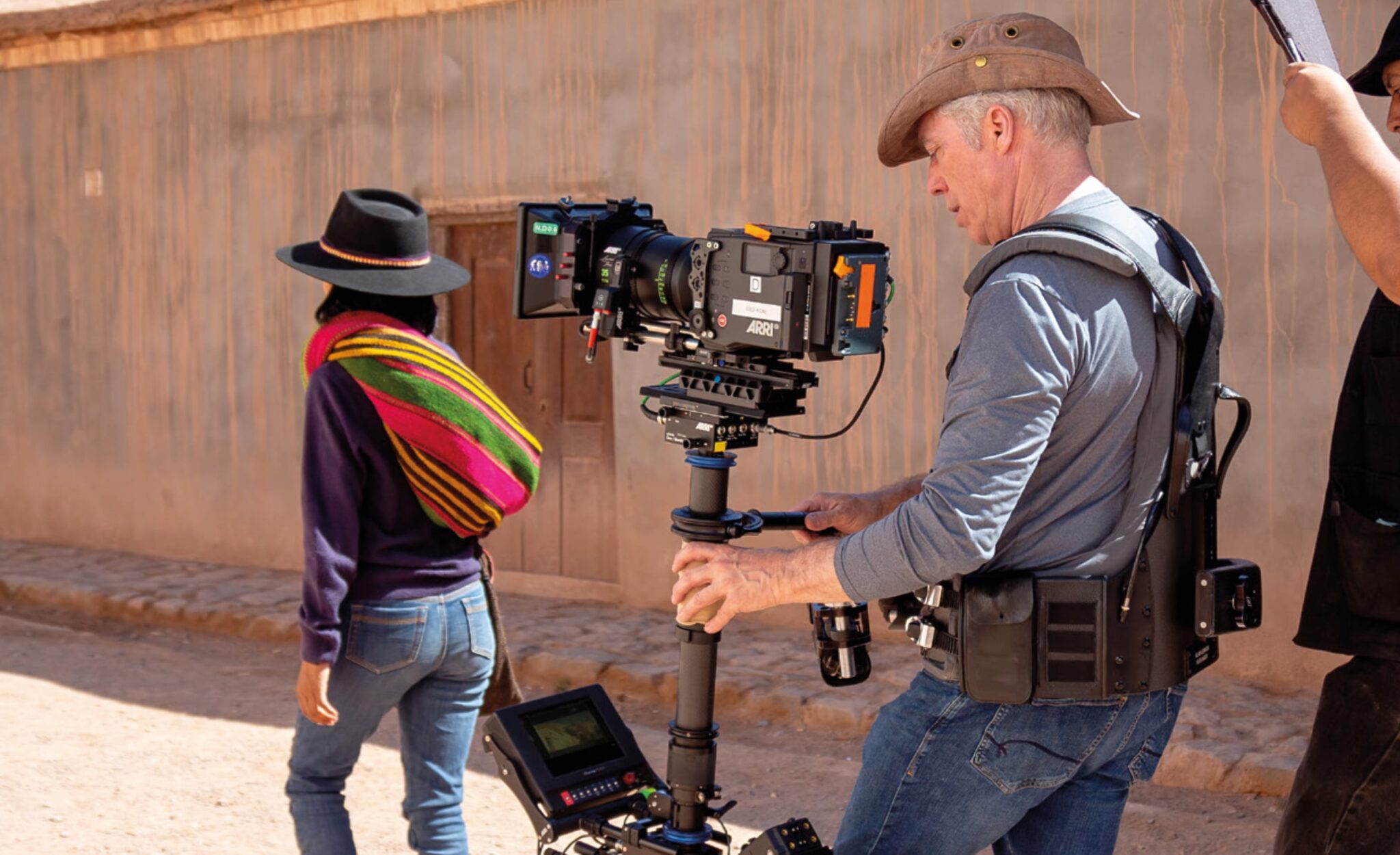 ARRI ALEXA 35 - FULL specs, brochure images and 17 stops dynamic range ...